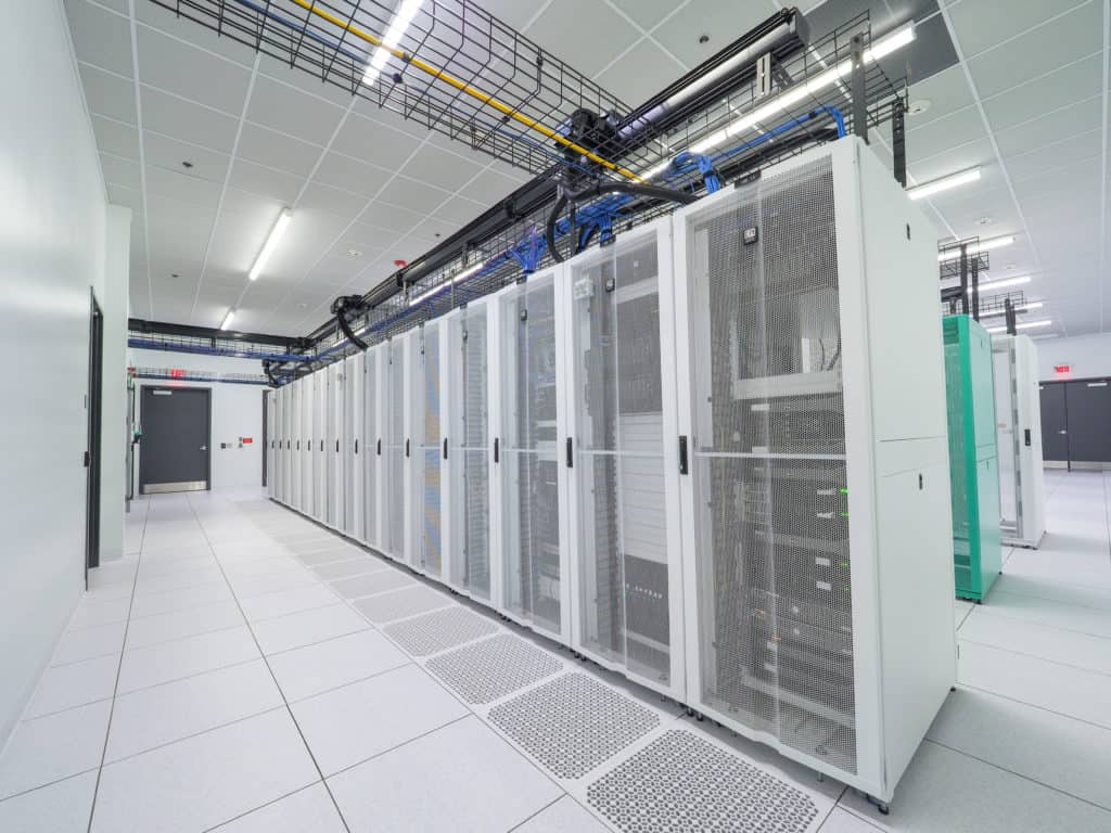 Data Center Tiers Explained: Tier I, II and III | TelNet Worldwide Data Center Tiers Explained: Tier I, II and III | TelNet Worldwide